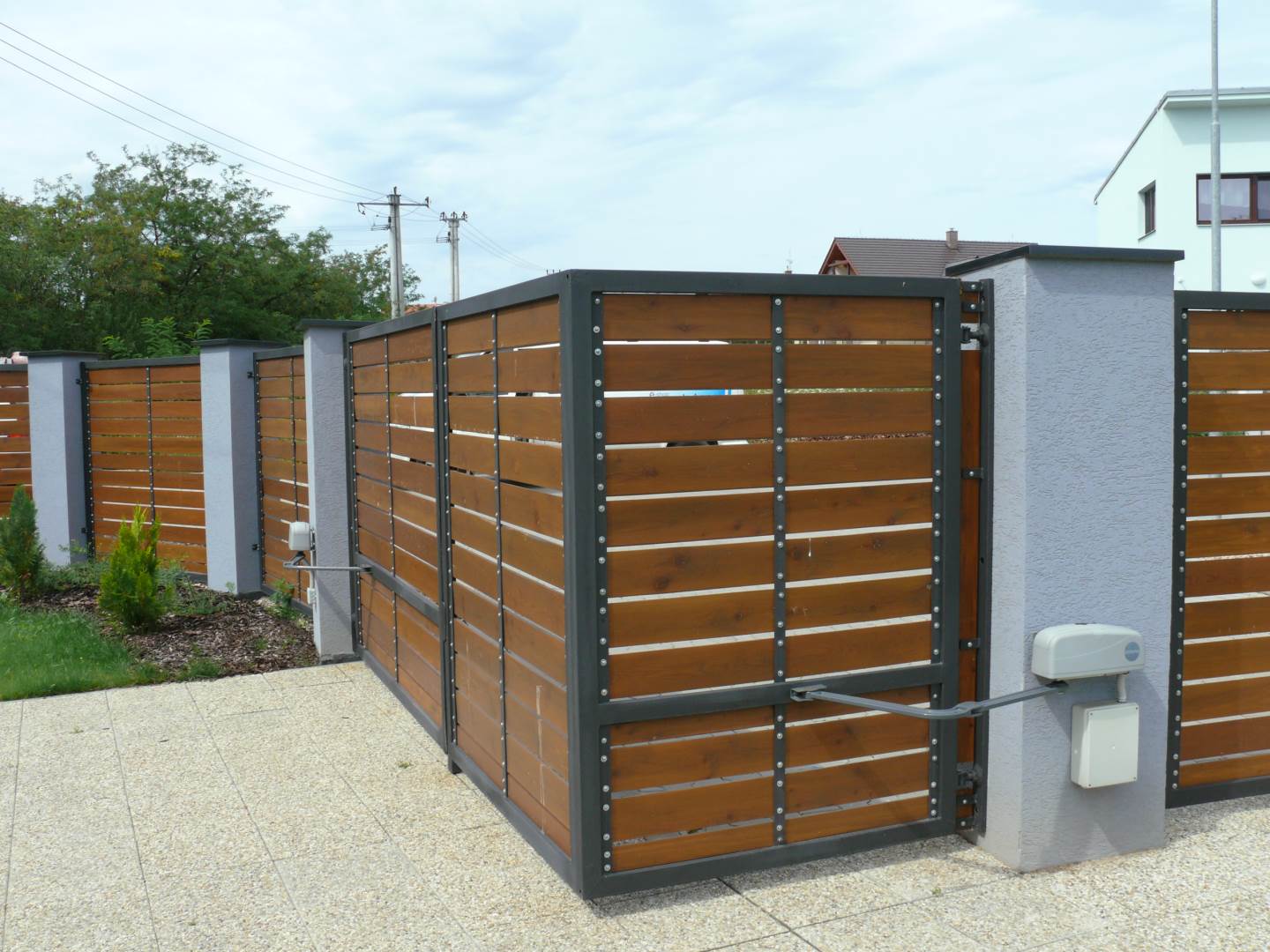 Křídlové brány | Elewood.cz